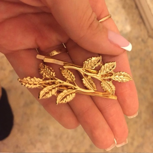 CHICKSDESIRE | Jewelry | Poshmark Golden Branches Hair Pin | Poshmark